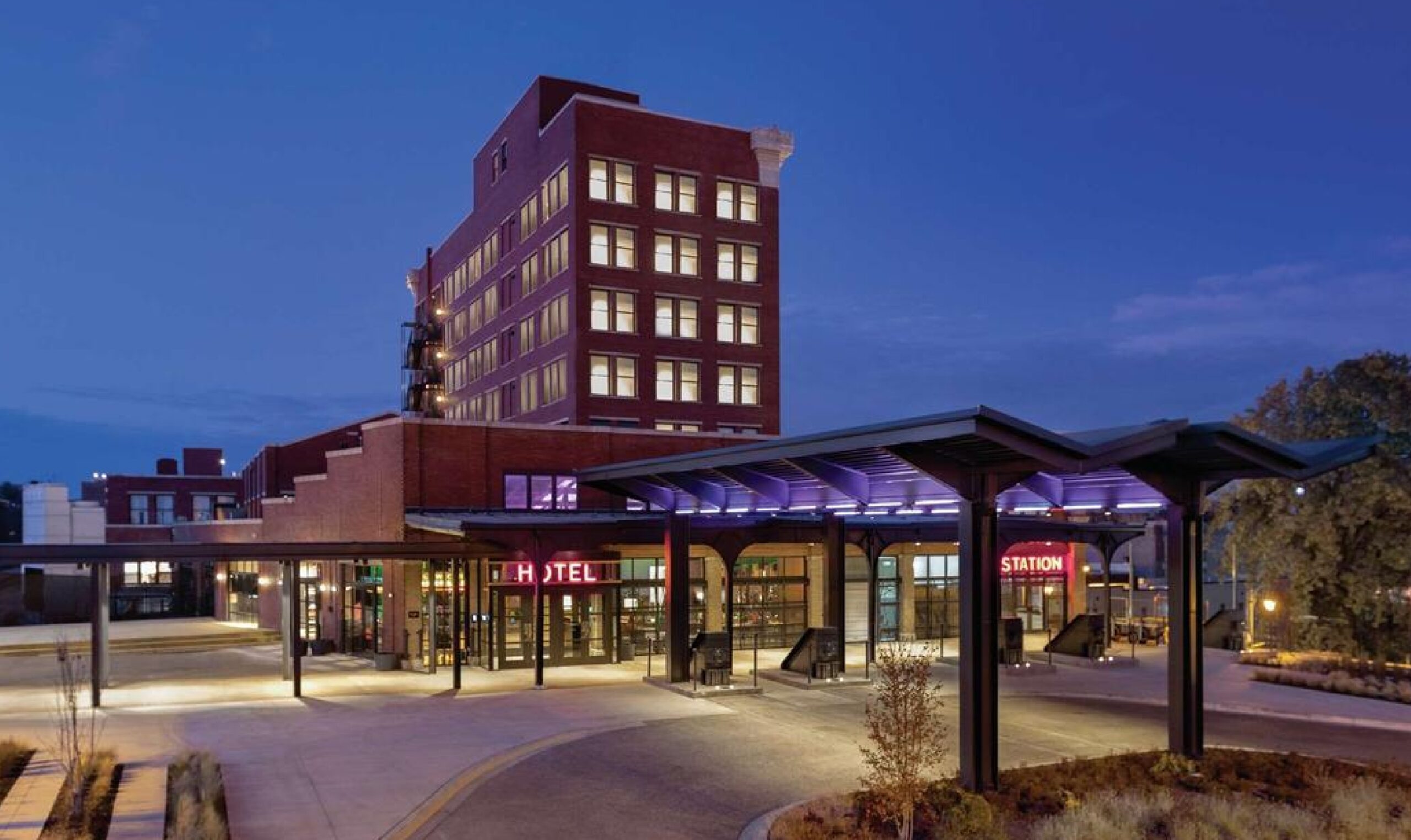 Central Station Hotel - Tull Brothers